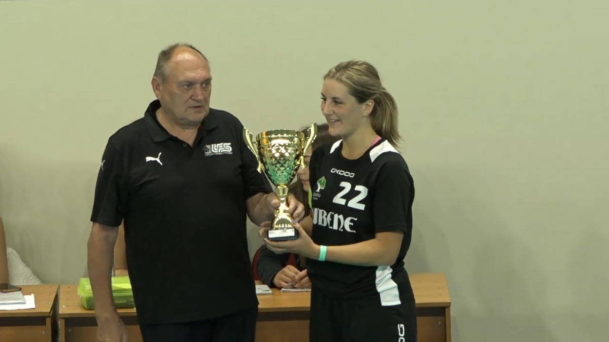 Video: "Rubenes" florbolistes piekto reizi uzvar "Latvian Open 2020 ...