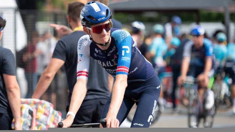 Neilands "Tour de France" devītajā posmā ārpus top 60, Skujiņš otrajā ...