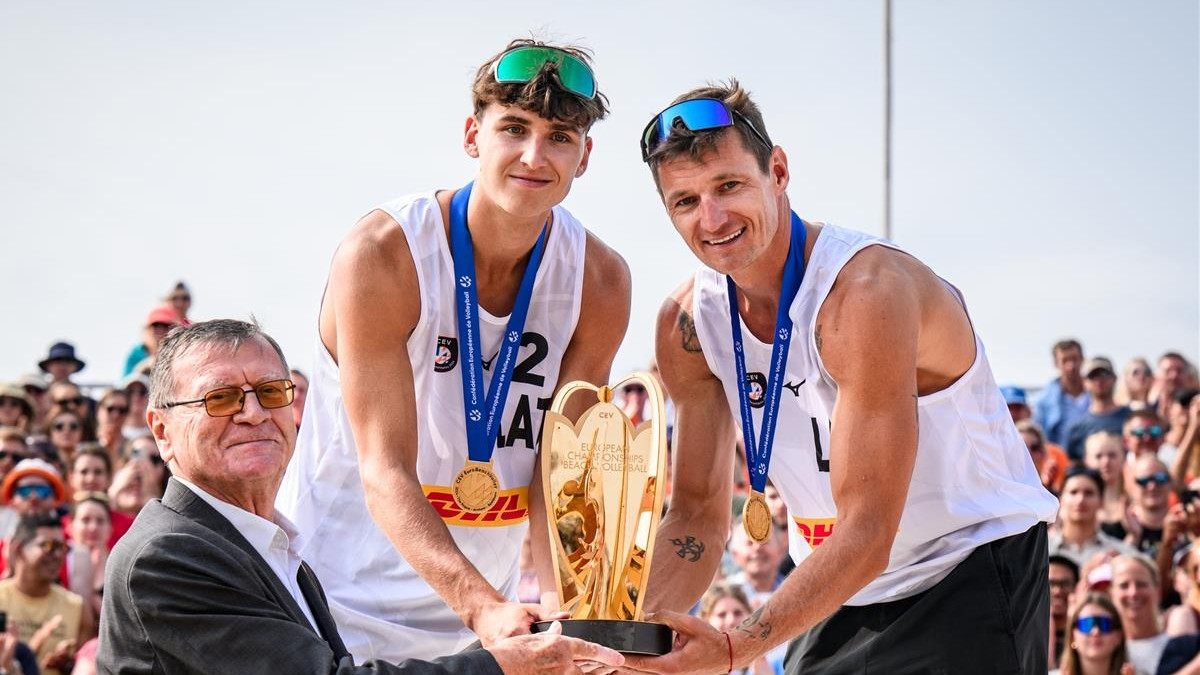 Video: Pļaviņš un Fokerots saņem Eiropas čempionāta zeltu – Pludmales ...